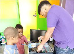 Dilly Dally - Kids Rides in Jamaica | Family Fair | It's a Party time ...